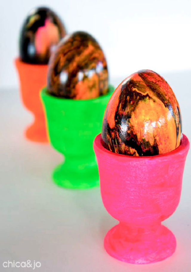25 Easy Egg Painting Ideas - How to Paint an Egg