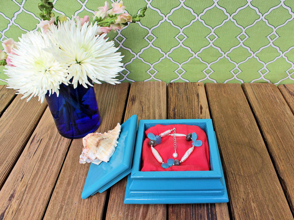30 Free DIY Jewelry Box Plans - The Beauty Dojo