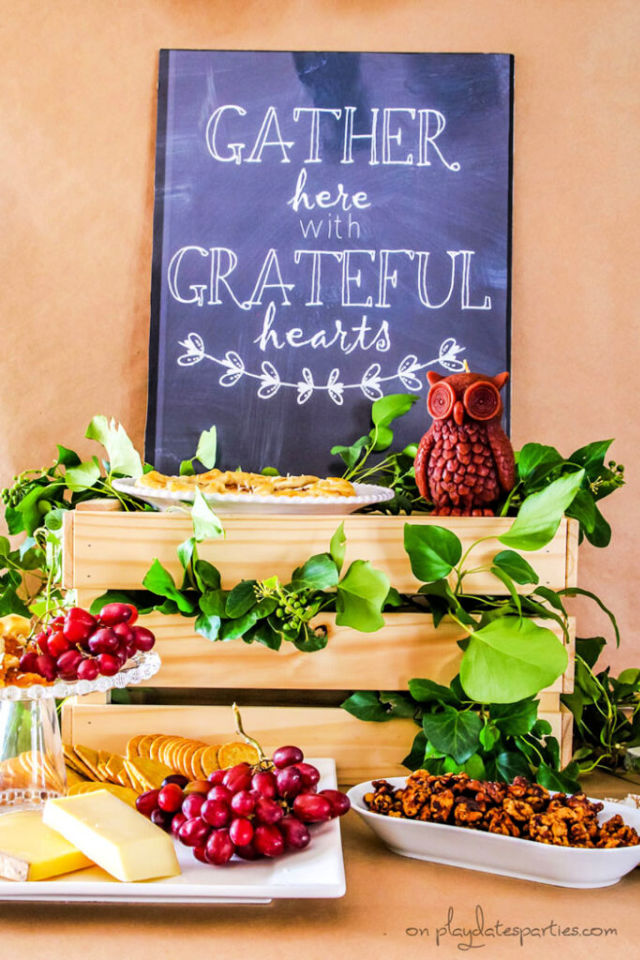 40 Thanksgiving Table Decor Ideas and Settings Guide